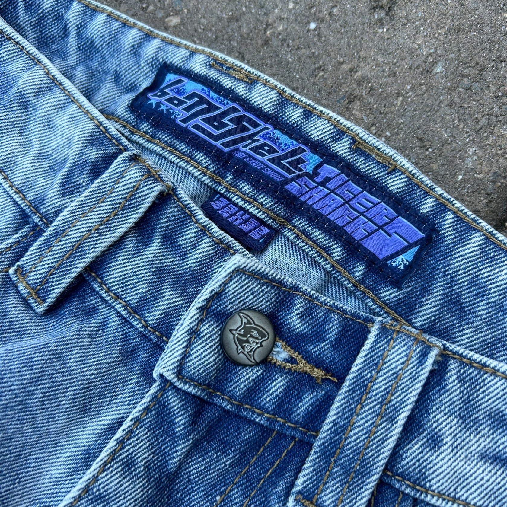 Bombshell Tiger Sharks (light wash) – BOMBSHELL JEANS