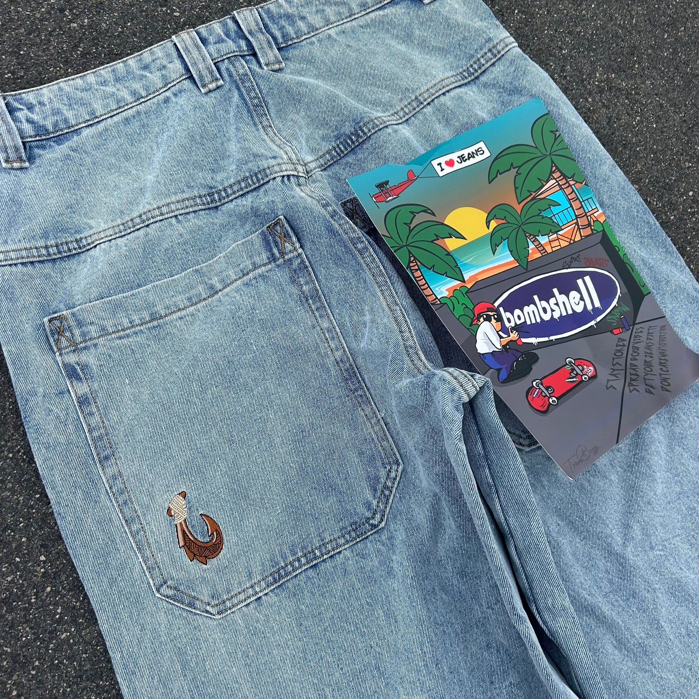 Bombshell Hooks (light wash) – BOMBSHELL JEANS